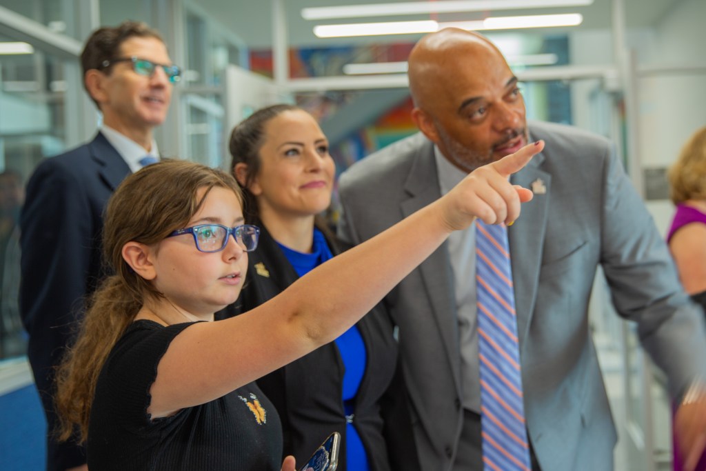 HCDE Celebrates New Adult Education Learning Center with Ribbon-Cutting ...