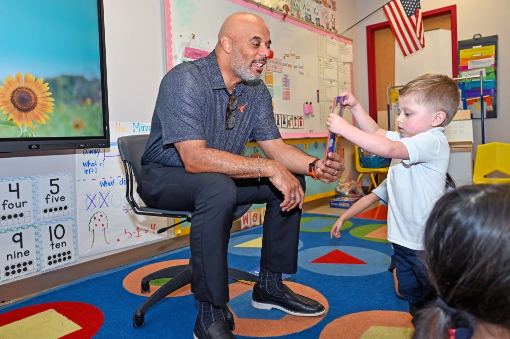 Superintendent Colbert, HCDE Leaders Visit Head Start Centers as ...